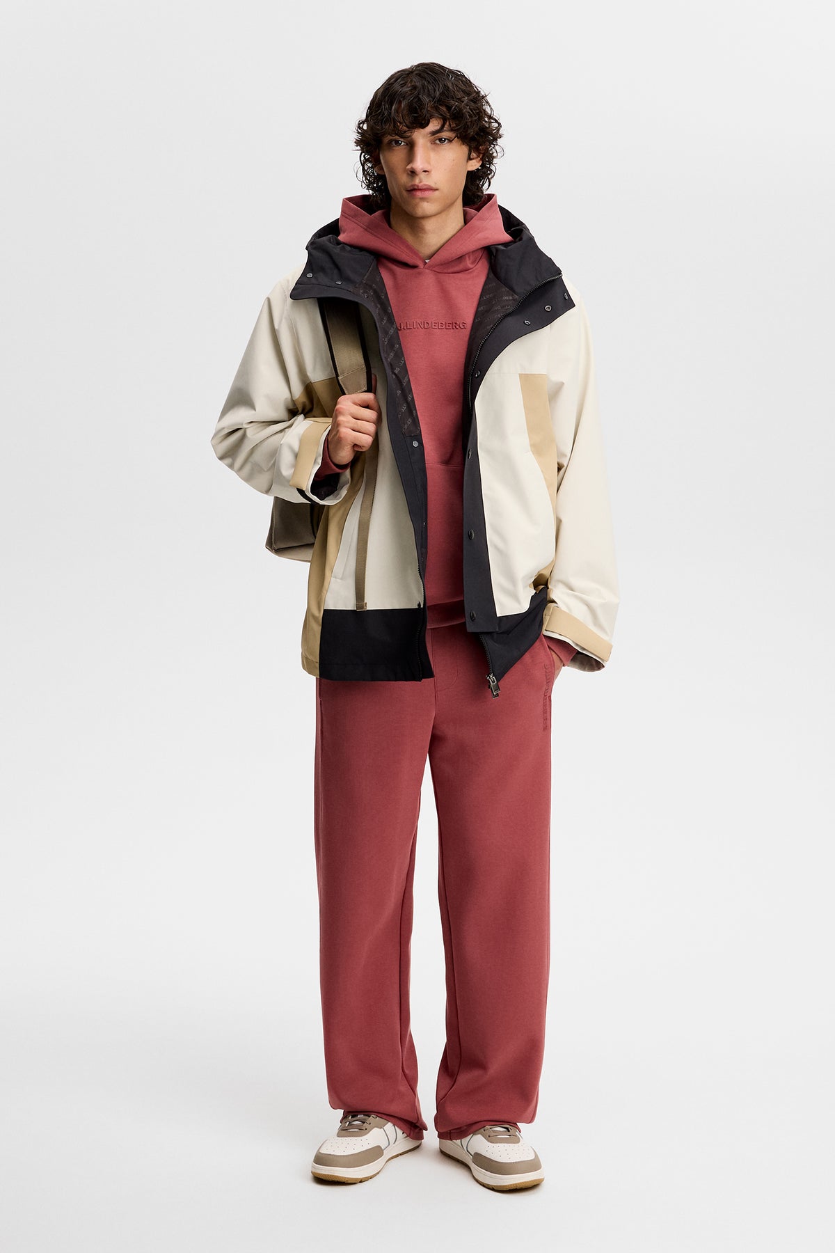 Club Hood / Apple Butter – J.Lindeberg