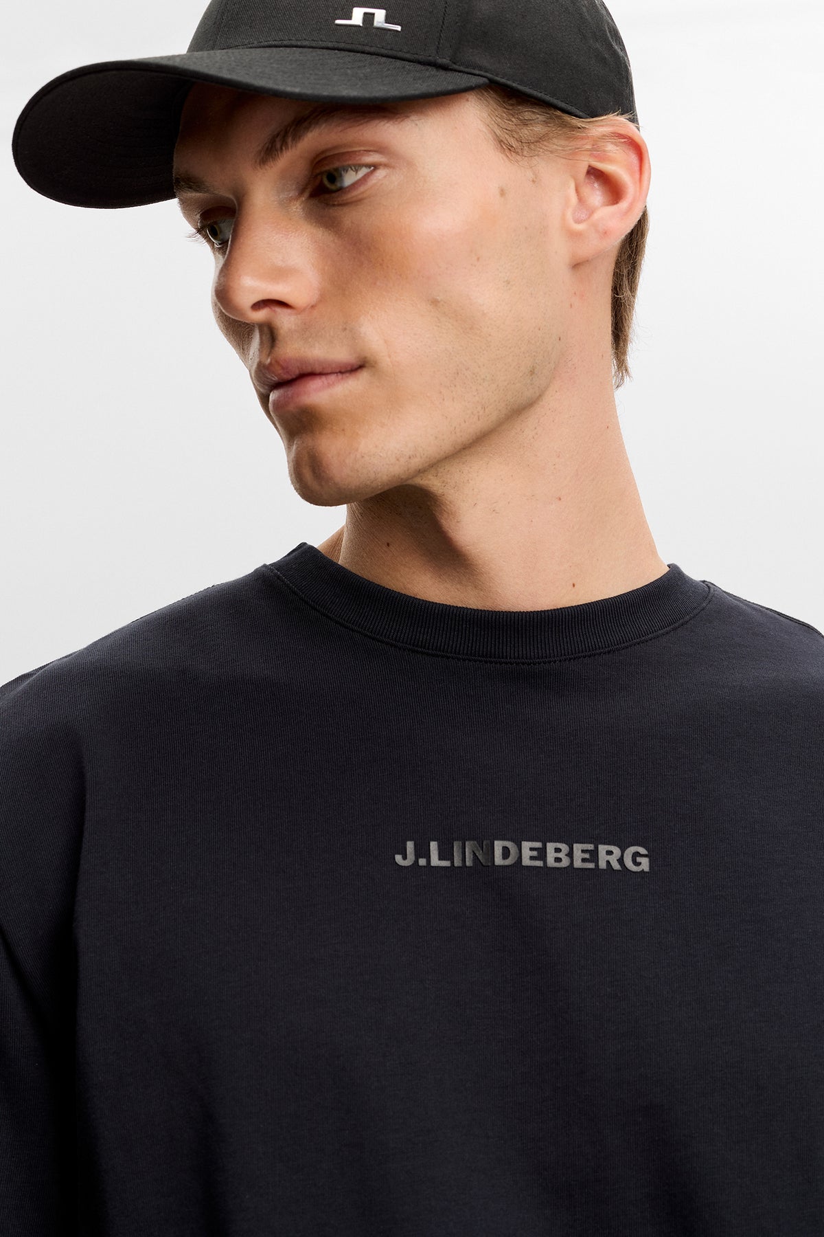 Hale Heavy Logo T-shirt / Black – J.Lindeberg
