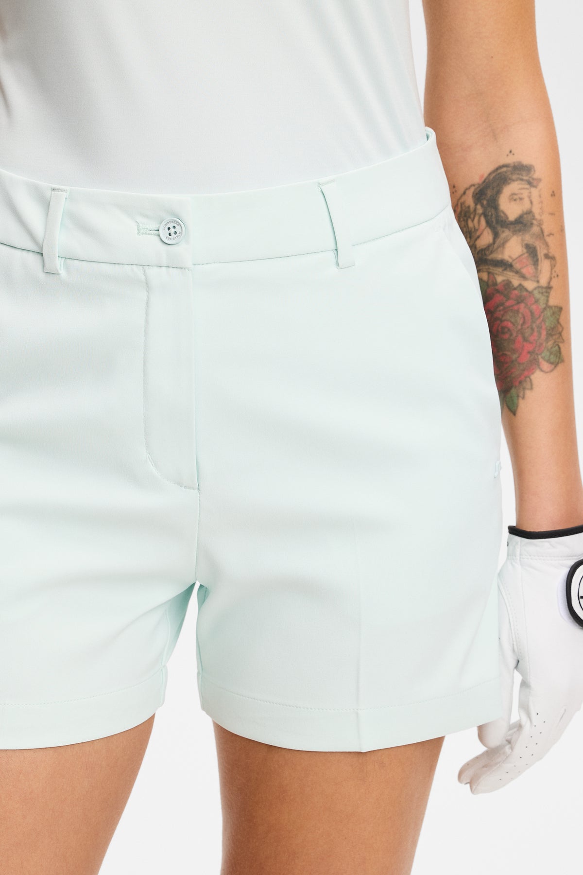 Gwen Shorts / Sky Light – J.Lindeberg