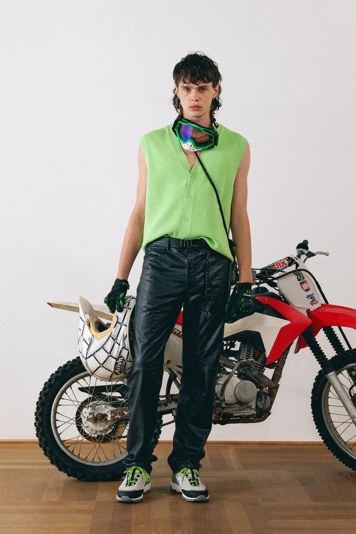 New motorsports themed installations – J.Lindeberg