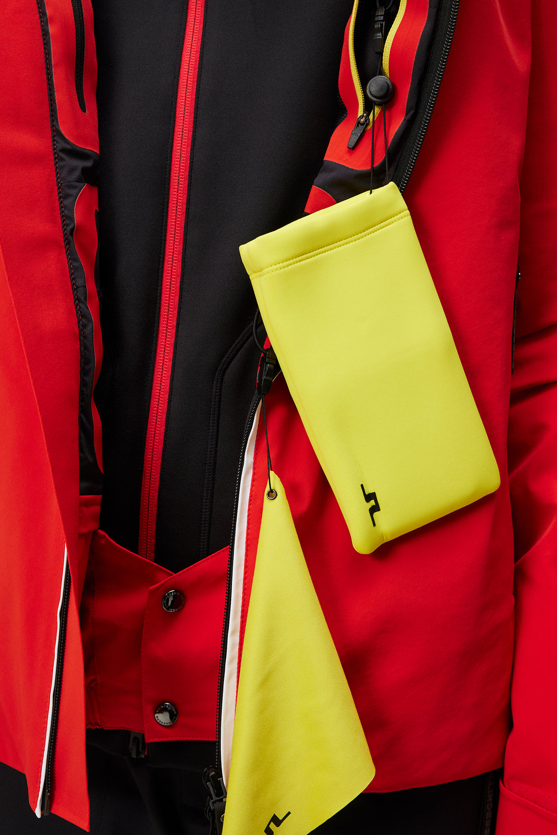 Ray Hybrid Jacket / Fiery Red – J.Lindeberg