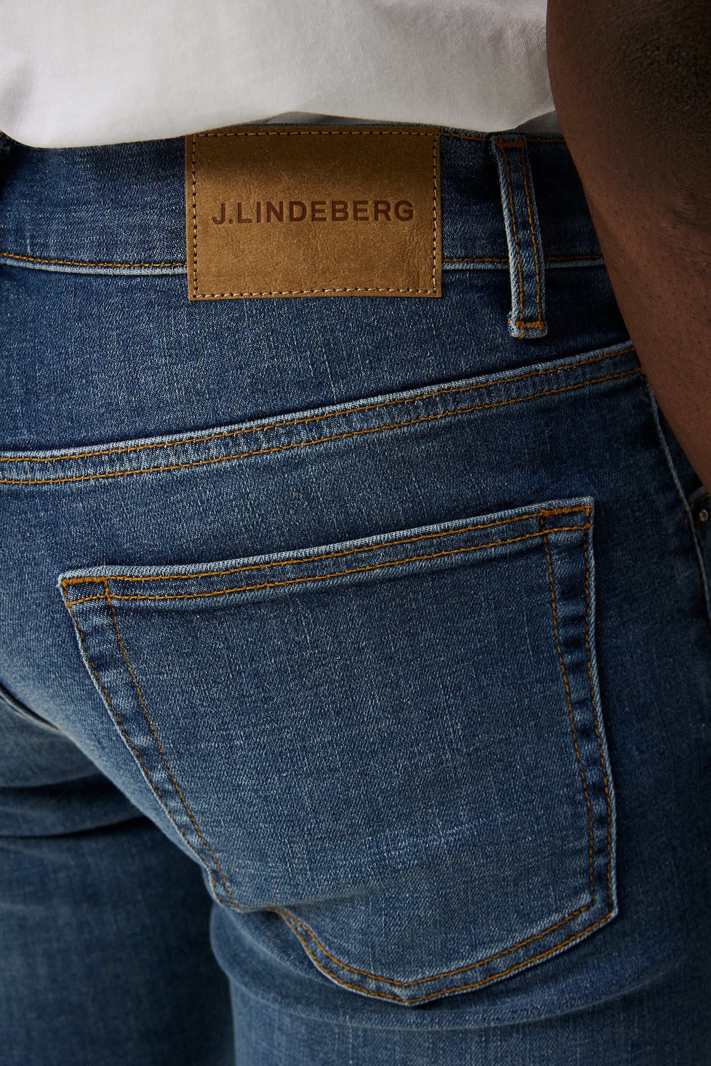 Jay Active Mid Indigo Jeans / Mid Blue – J.Lindeberg
