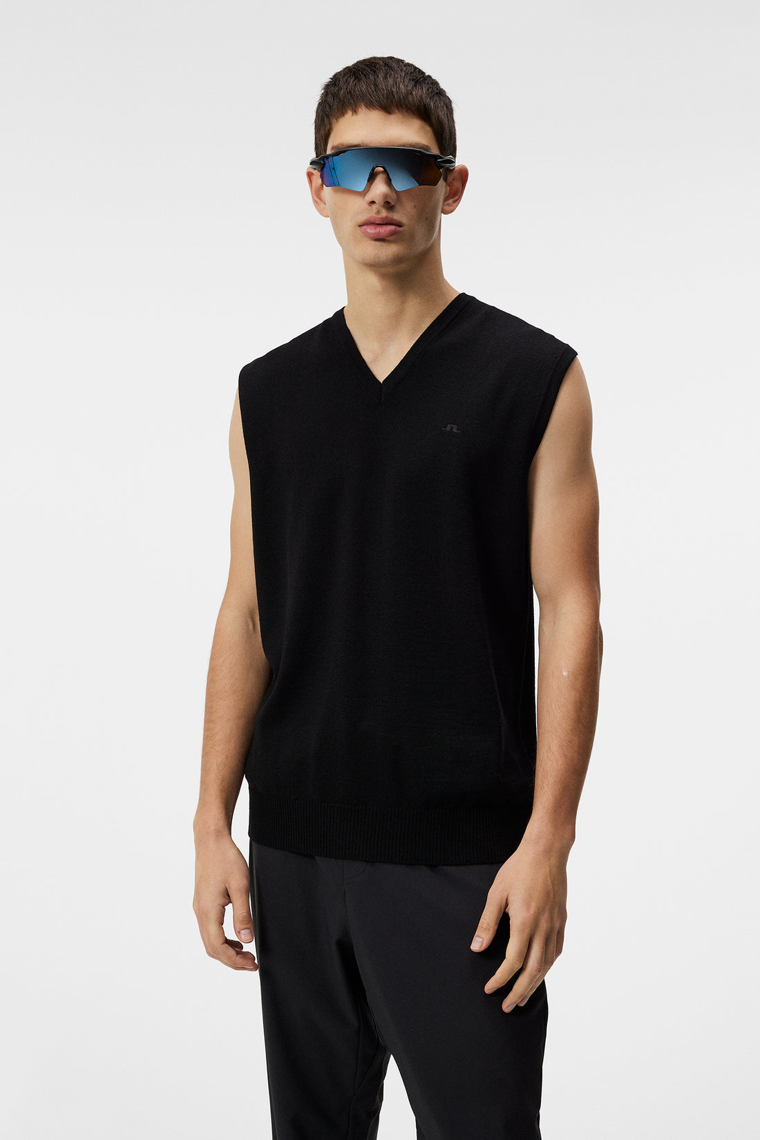 Liam Knitted Vest / Black – J.Lindeberg