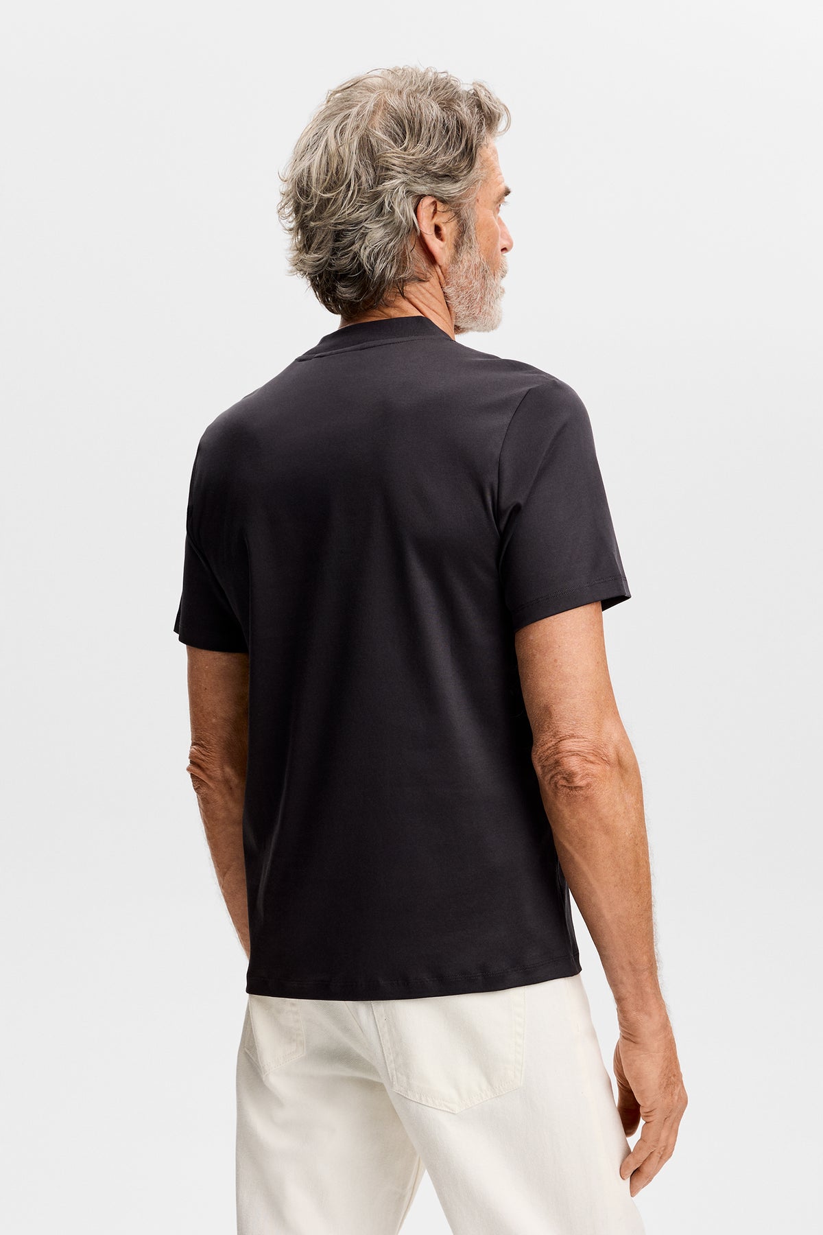 Ace Mock Neck T-Shirt / Black – J.Lindeberg