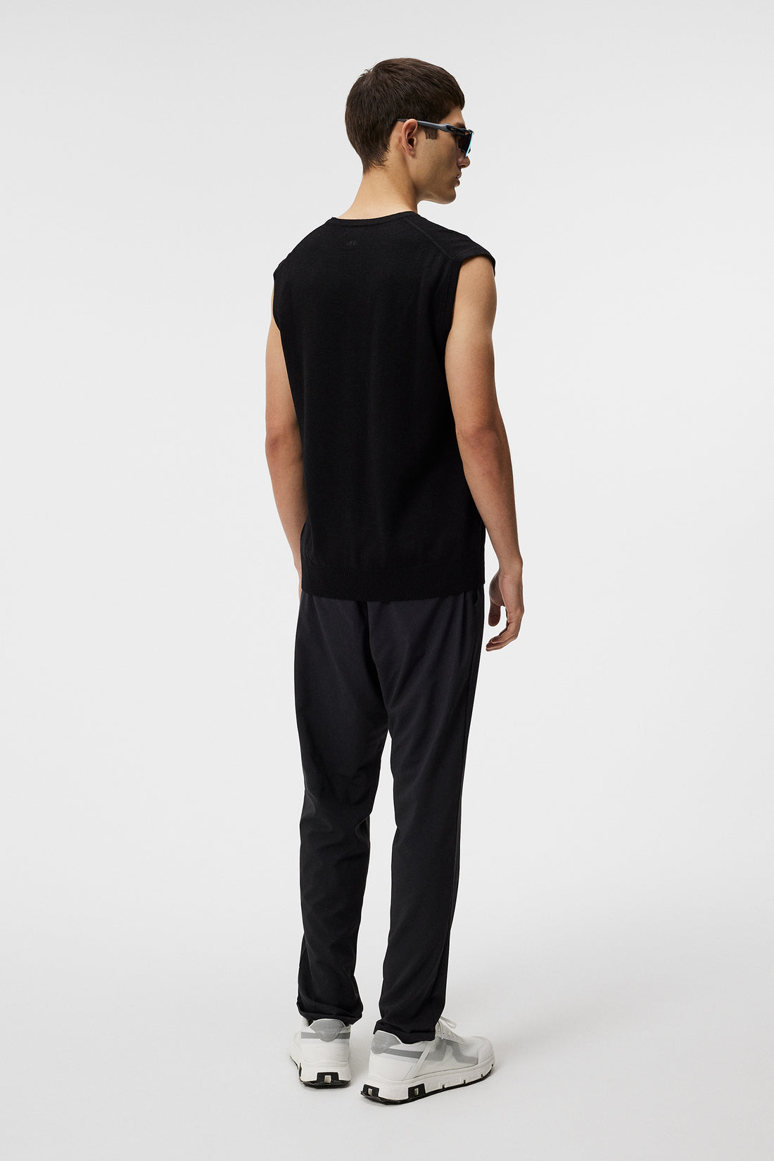 Liam Knitted Vest / Black – J.Lindeberg